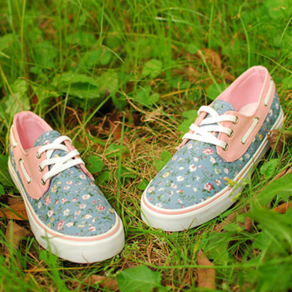 Canvas Shoes on Luulla